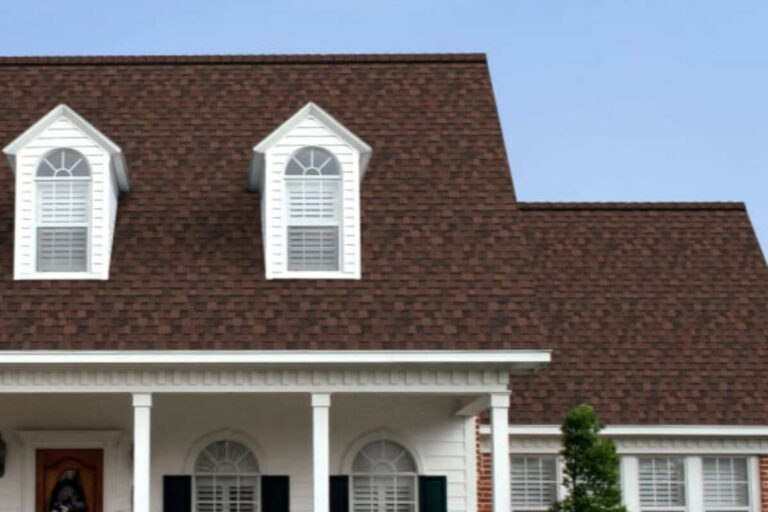 What Color Siding Goes With Weathered Wood Shingles?